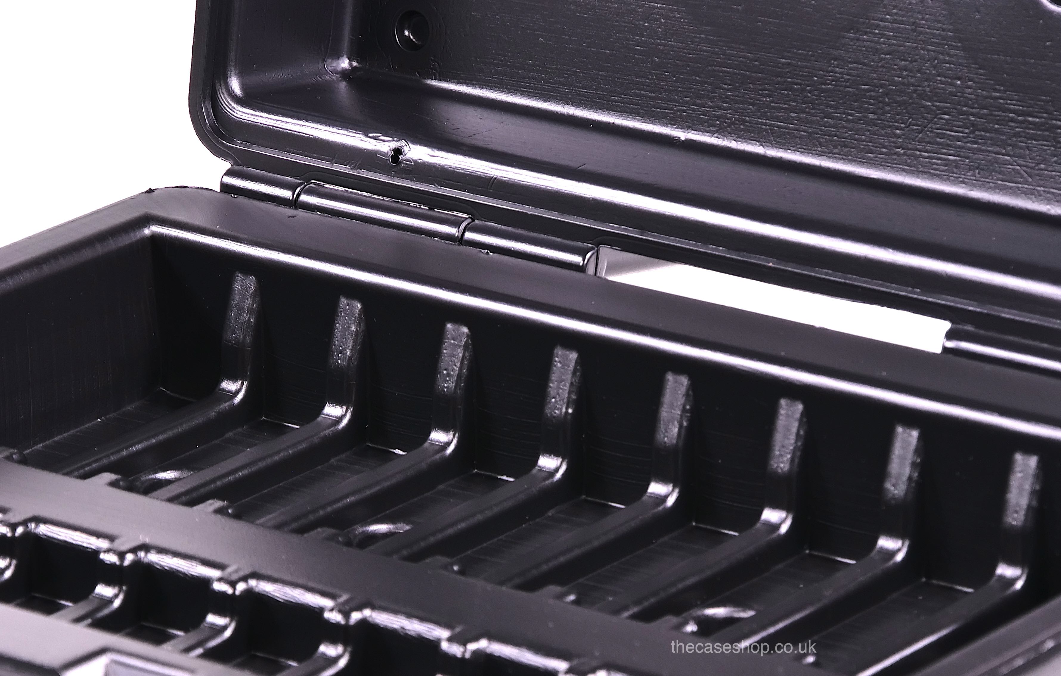 Turtle LTO-20 01-672900 Holds upto 20 Tapes | The Case Shop